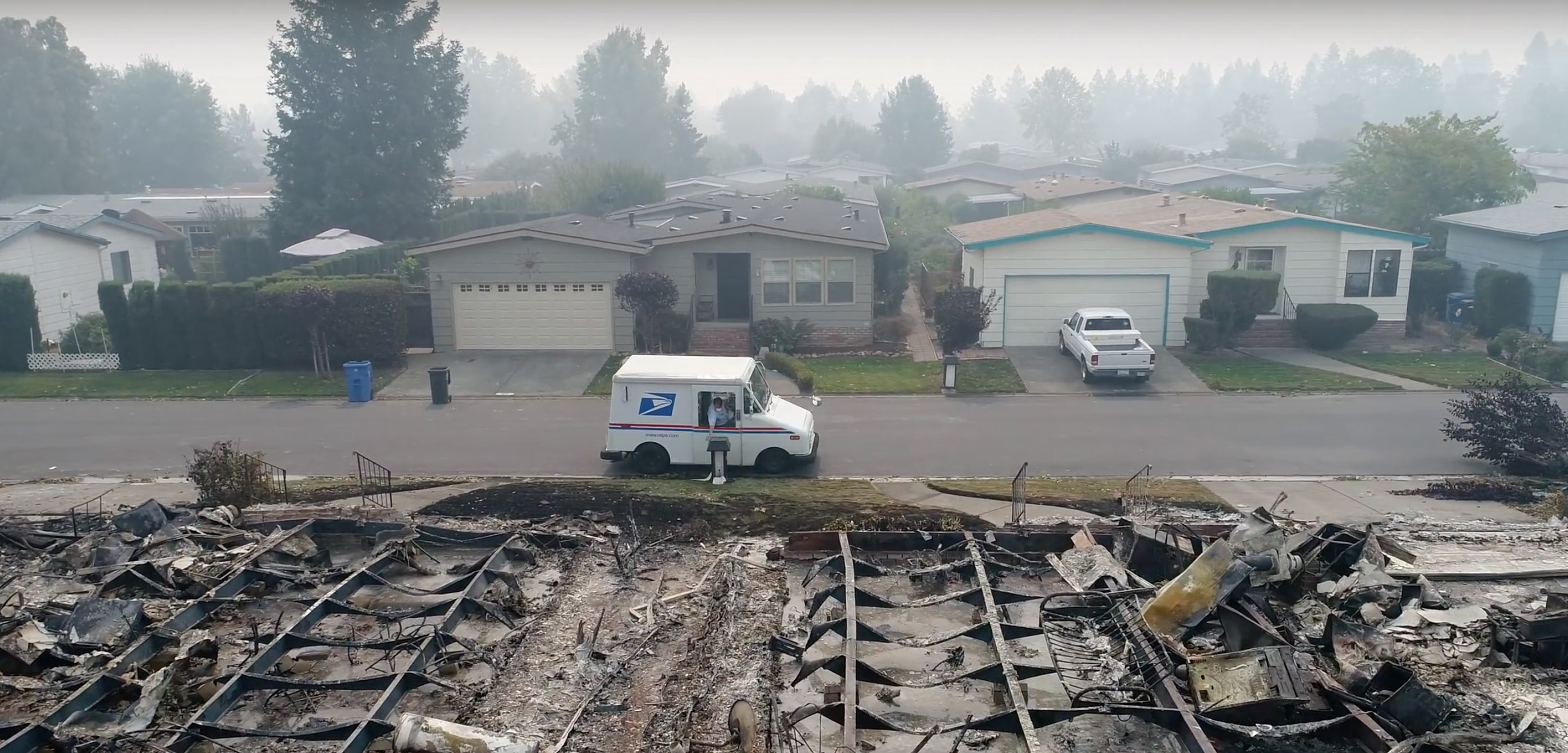Heartbreaking Footage of Mailman Delivering to Fire Ravaged Santa Rosa ...