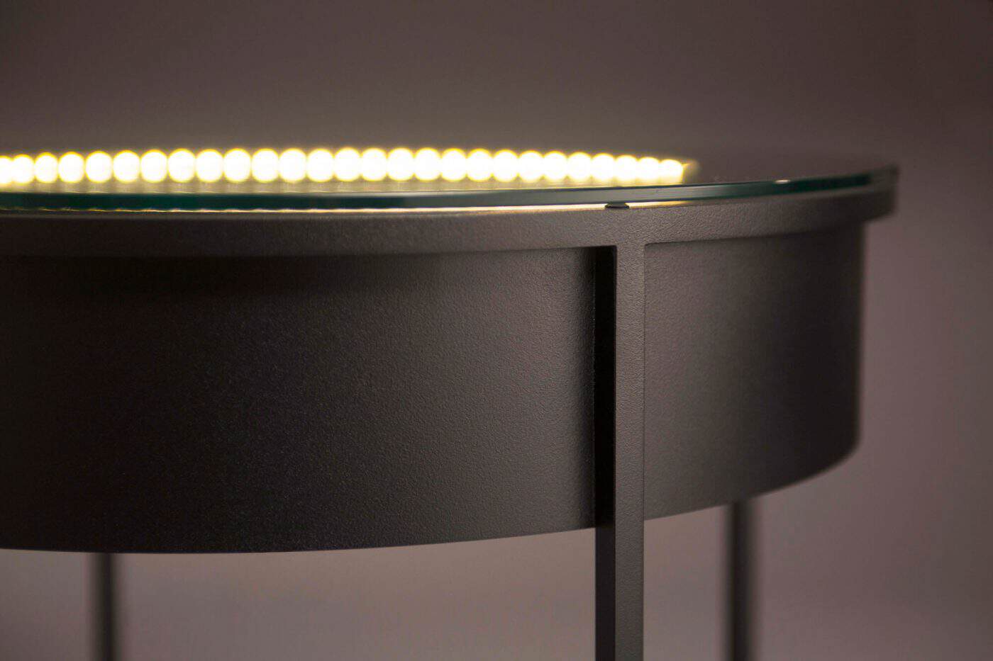 Sisyphus Kinetic Sculpture Table Creates Beautiful Patterns | Moss and Fog