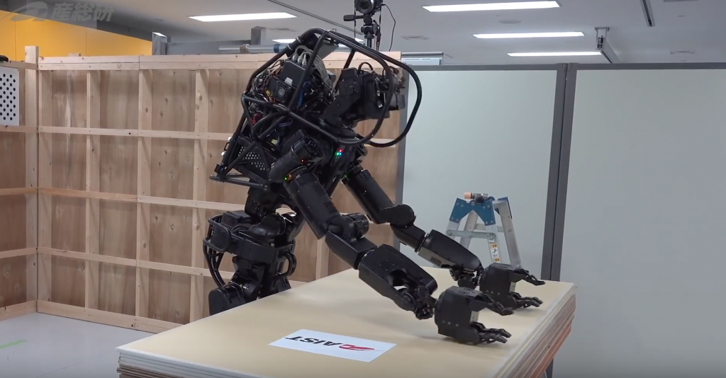 Robot Installing Drywall Portends an Automated Future | Moss and Fog