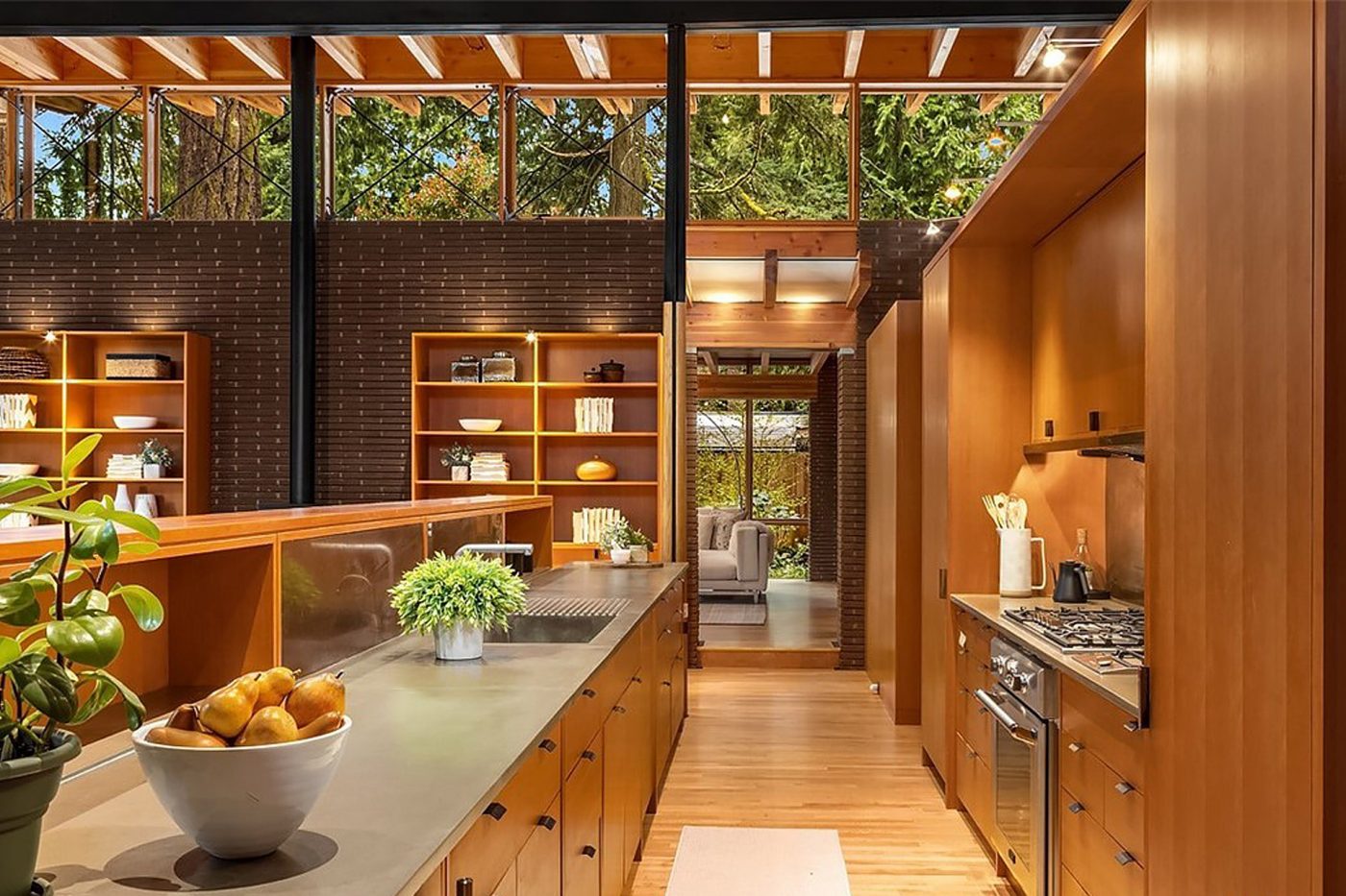 Elegant Washington State Home Embodies Welcoming Modernism » Moss and Fog