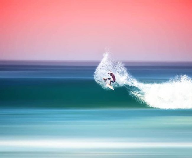 Beautifully Blurred Surfing Photos – Moss and Fog