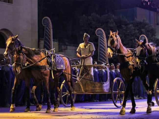 Impressive Mummy Parade Transports Priceless Remains in Cairo – Moss ...