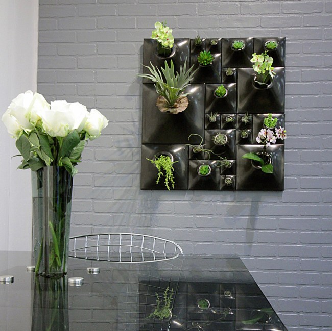 Arrangeable Wall Planters by David Rozek | Moss and Fog