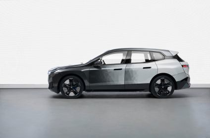 BMW's New Color Changing iX Electric | Moss and Fog