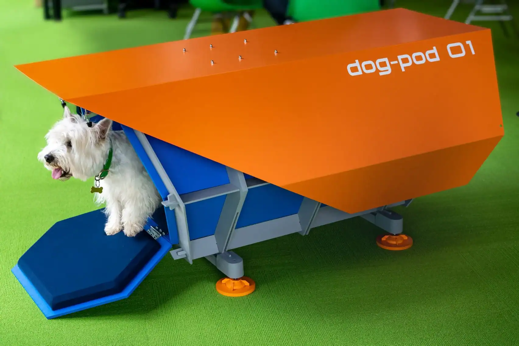 Dog Pod is a Star Wars Inspired Kennel for Your Pooch | Moss and Fog