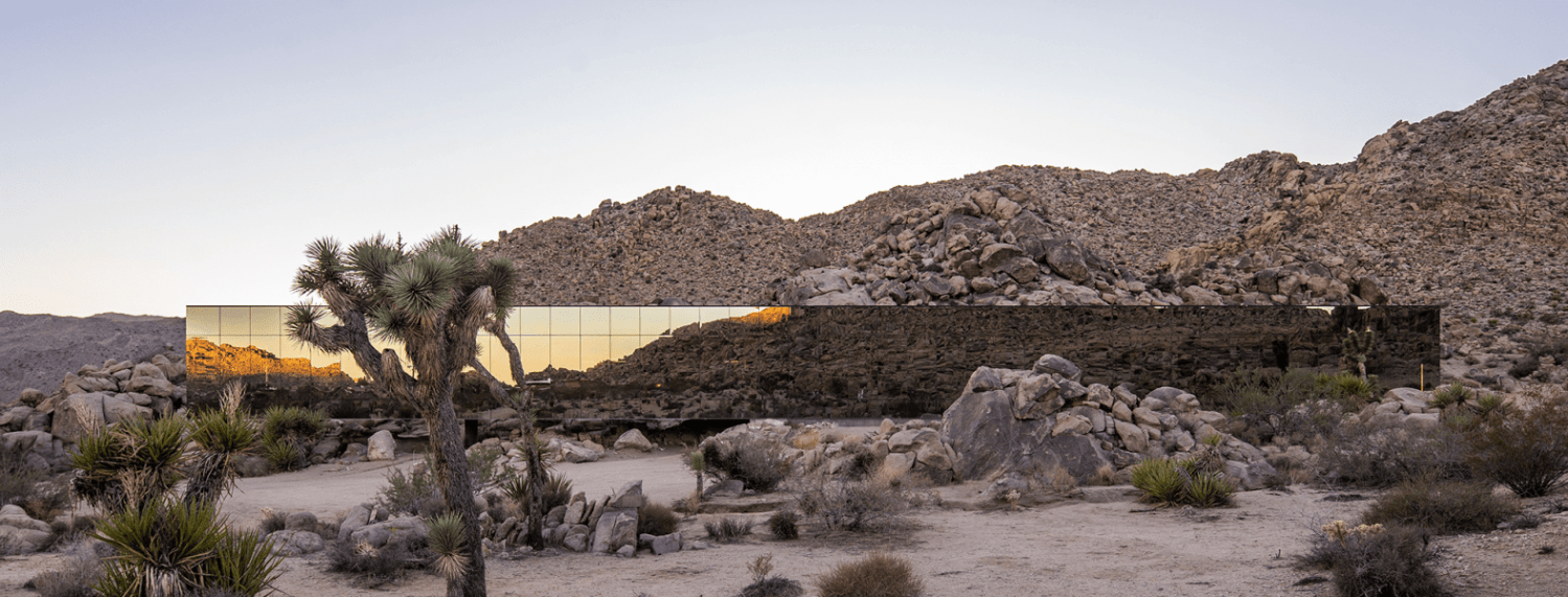Joshua Tree’s Linear Invisible House For Sale » Moss and Fog
