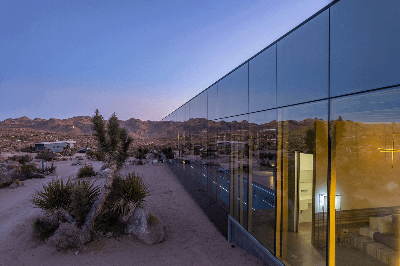 Joshua Tree's Linear Invisible House For Sale | Moss and Fog