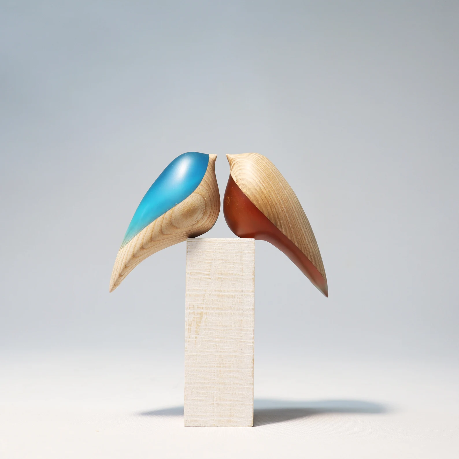 Ukrainian Artist Creates Sleek Wood and Resin Birds | Moss and Fog