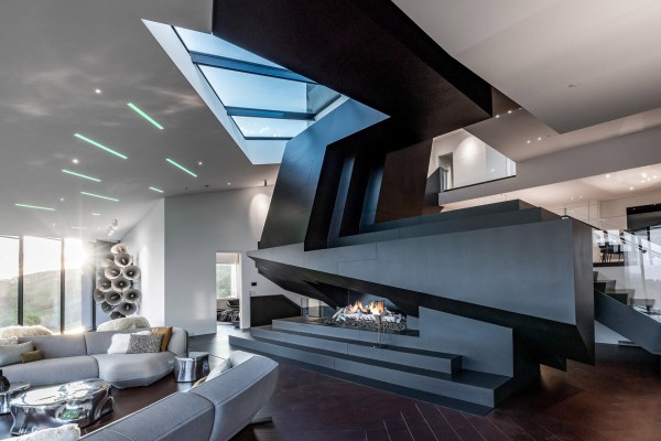This Angular Modern Chalet In Utah Feels Like a Villain’s Lair, and It ...