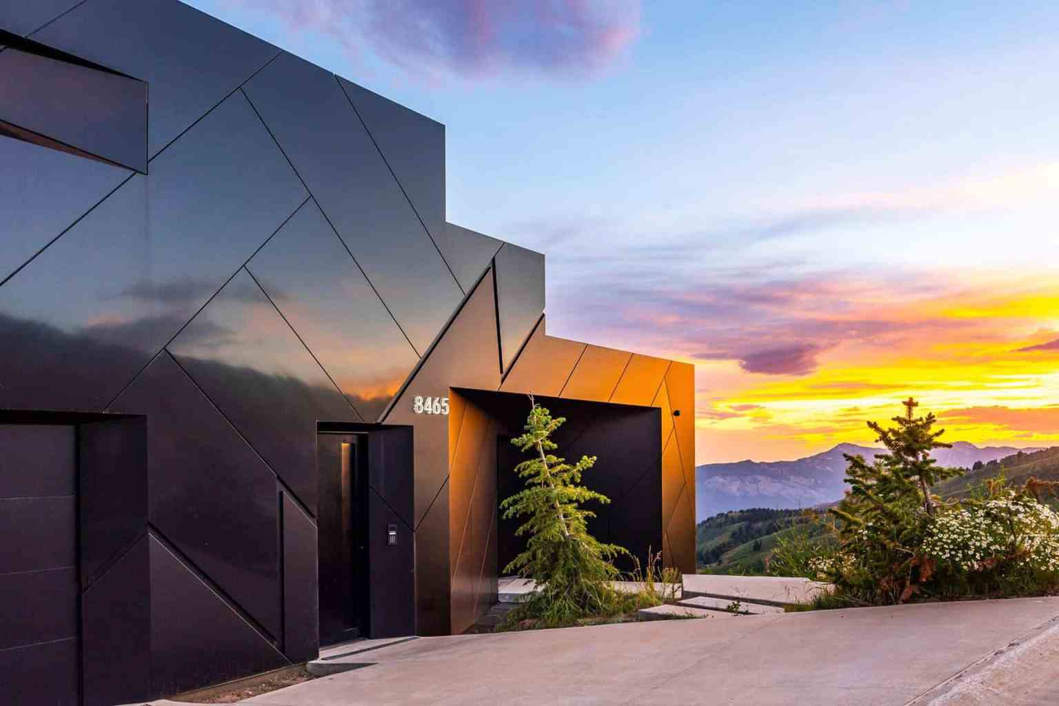 This Angular Modern Chalet In Utah Feels Like a Villain’s Lair, and It ...