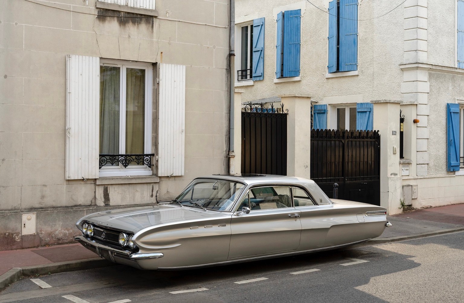 Renaud Marion's Vintage Hover Cars | Moss and Fog