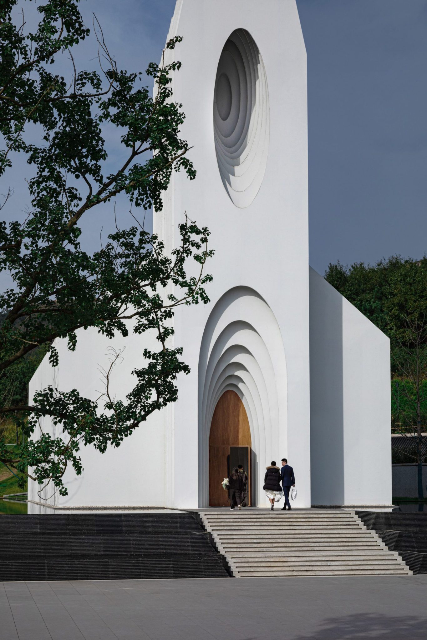 This Modern Church Looks Like It’s Made of Layered Paper » Moss and Fog