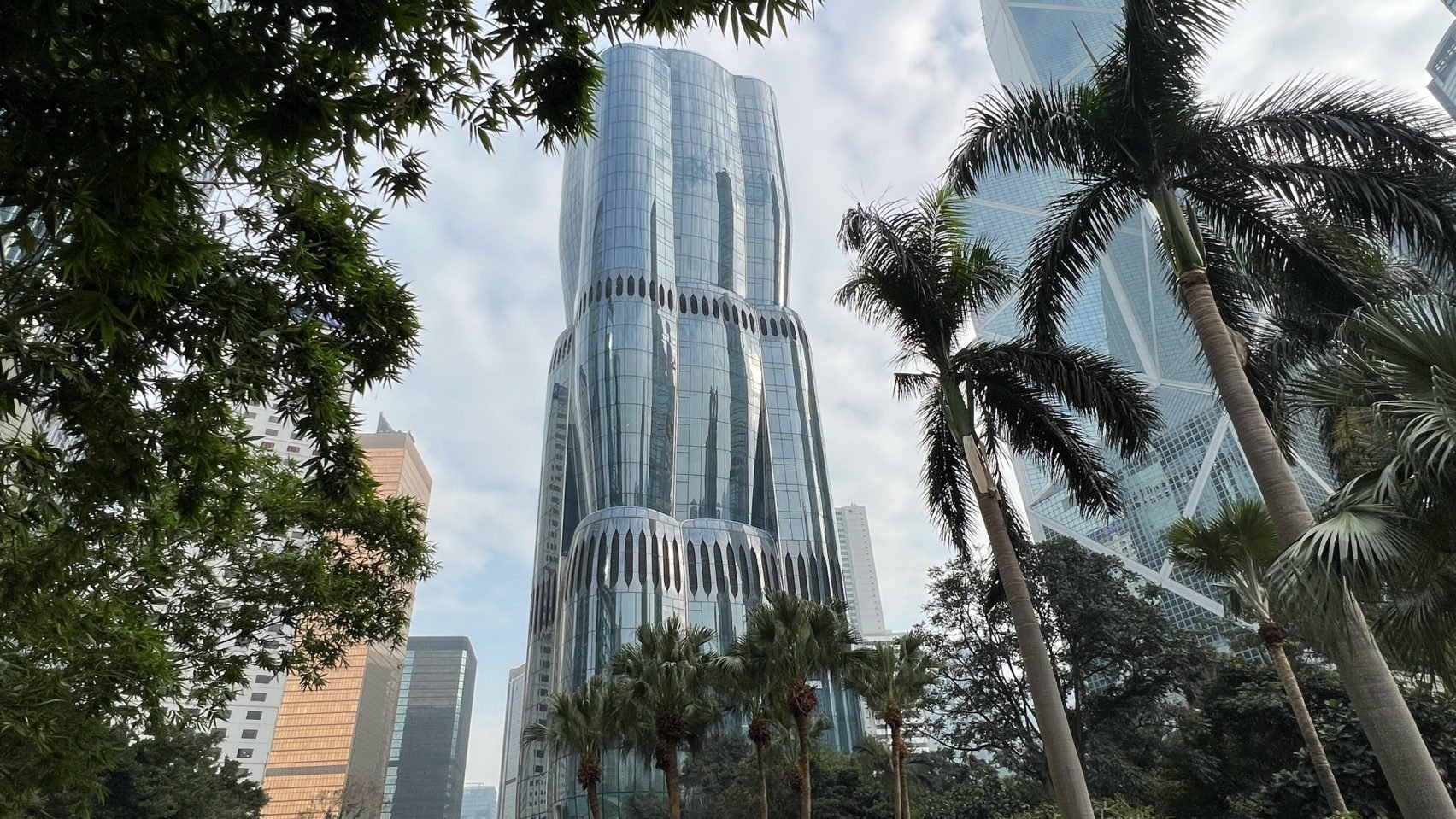 Zaha Hadid's Iconic Skyscraper - The Henderson in Hong Kong