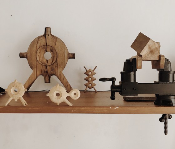 Beautiful Sculpture Woodwork from Artist Aleph Geddis » Moss and Fog