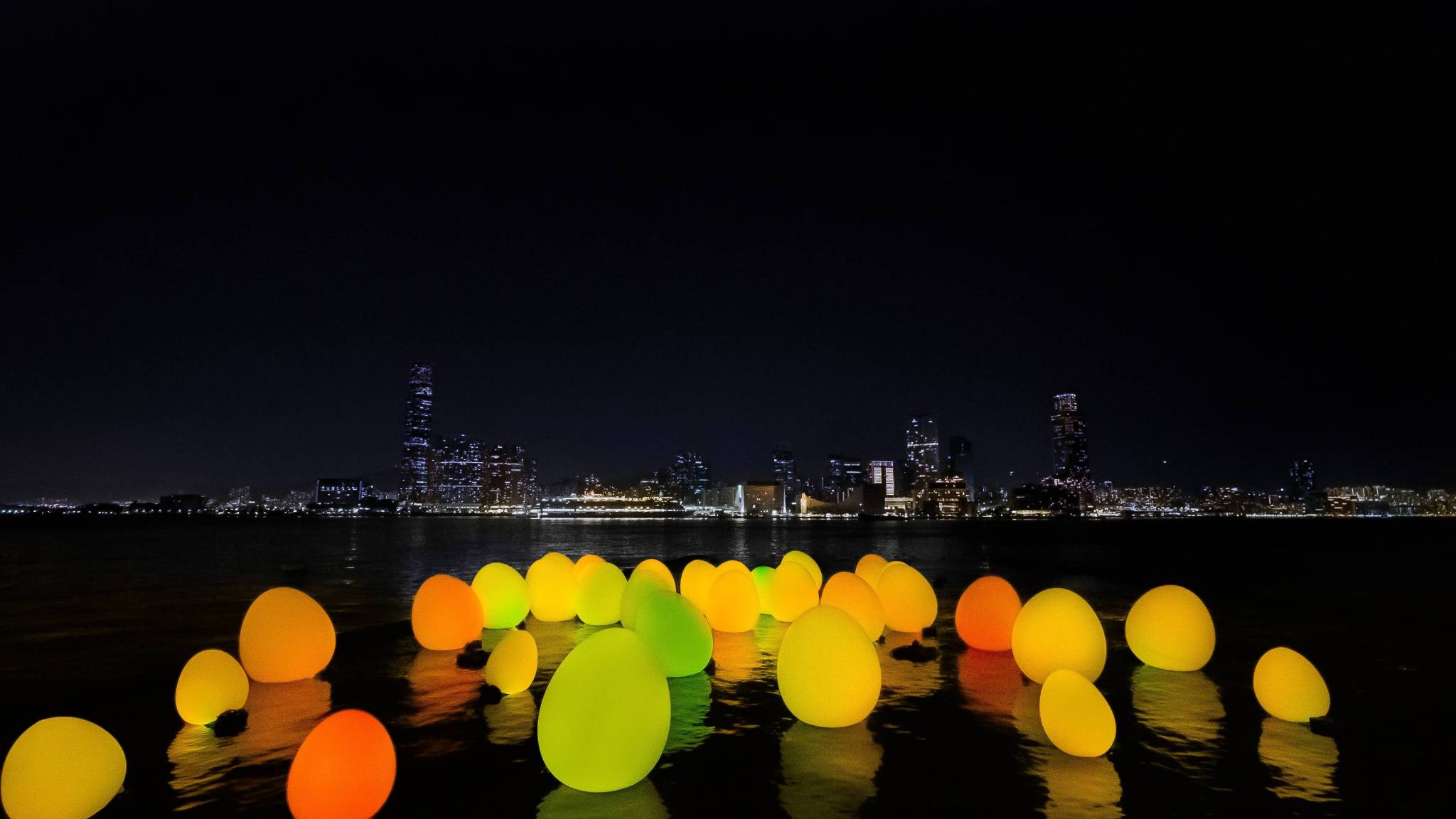 teamLab’s Interactive, Illuminated Eggs Takeover Park in Hong Kong ...