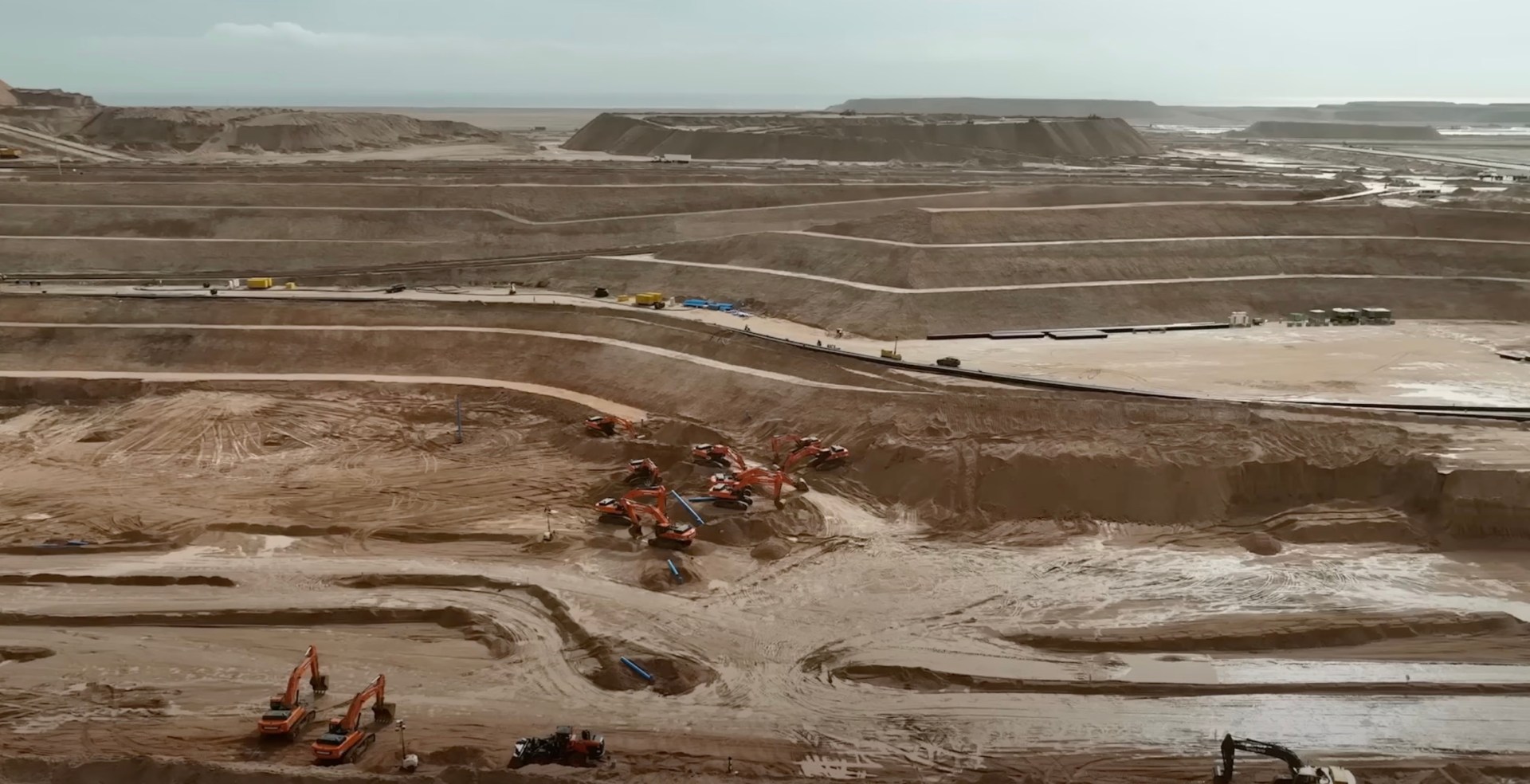 Neom’s THE LINE Megacity Promises It’s Actually Being Built – Moss and Fog