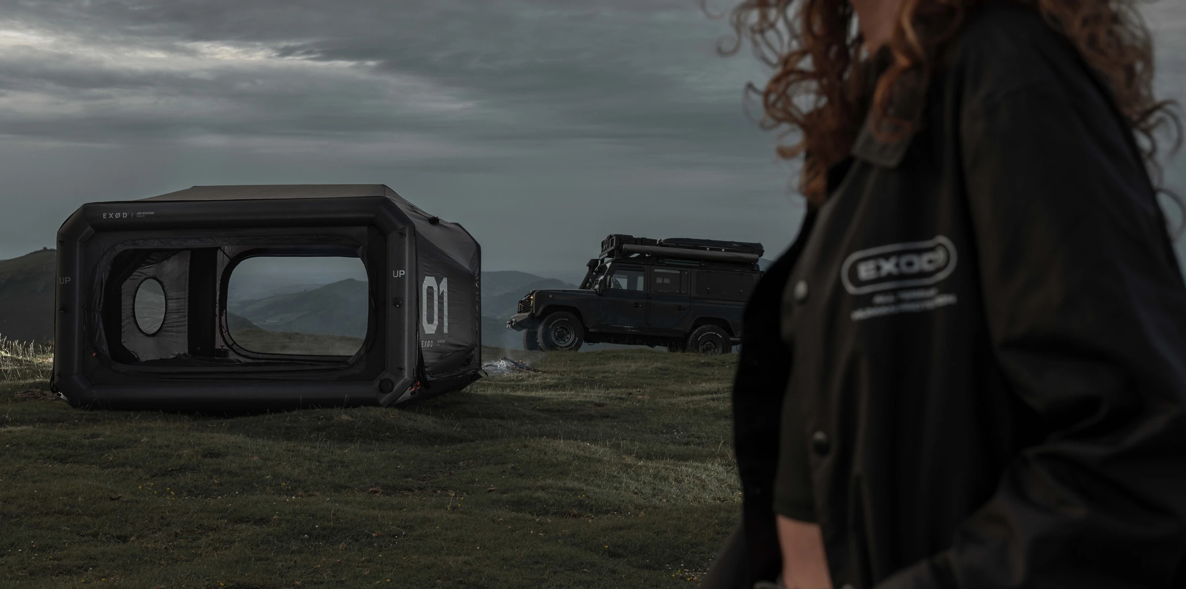 EXOD’s Futuristic Inflatable Shelter Tent – Moss and Fog